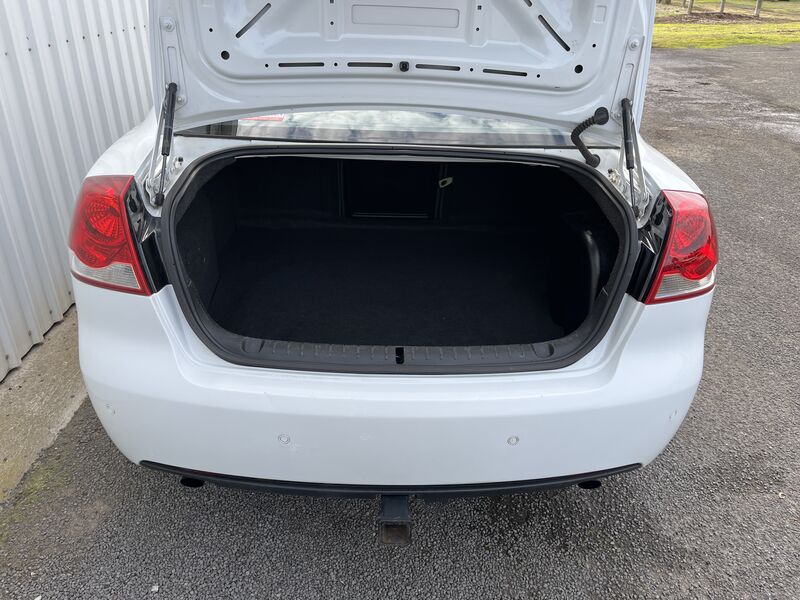 HOLDEN VE 2 COMMODORE OMEGA - 2012 | Cudgee Cars Pty Ltd