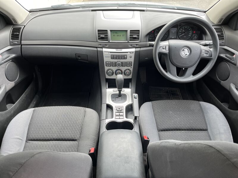 HOLDEN VE COMMODORE OMEGA SEDAN - 2009 | Cudgee Cars Pty Ltd