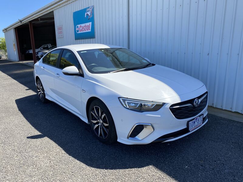 HOLDEN ZB COMMODORE RS - 2018 | Cudgee Cars Pty Ltd