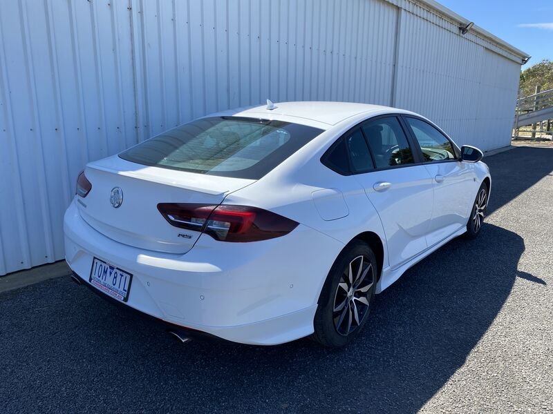 HOLDEN ZB COMMODORE RS - 2018 | Cudgee Cars Pty Ltd