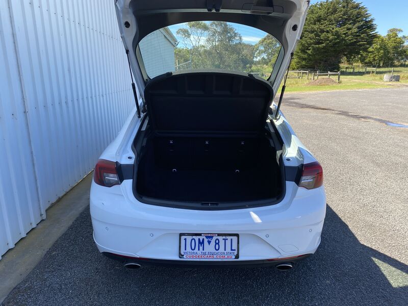 HOLDEN ZB COMMODORE RS - 2018 | Cudgee Cars Pty Ltd